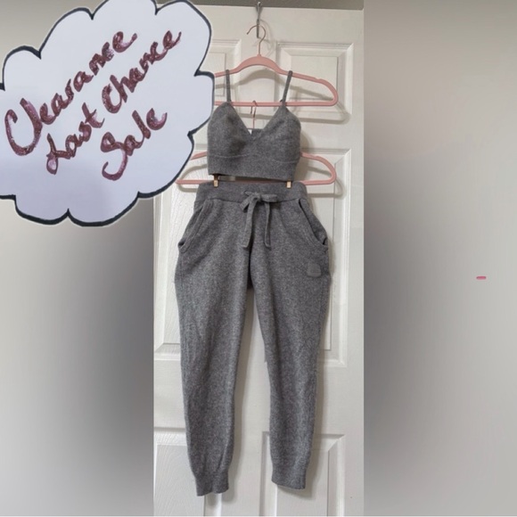 ALO Yoga | Pants & Jumpsuits | Alo Yoga Womens Xs Soft Gray Cashmere ...